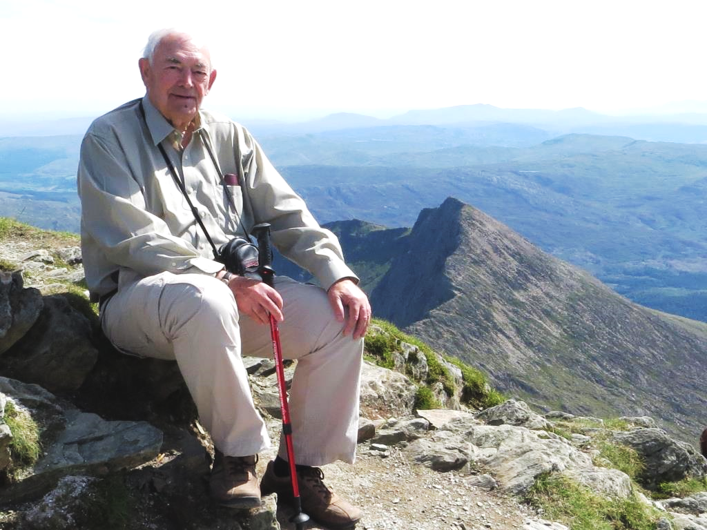 Professor Emeritus Brian Archer (1935-2023) | University of Surrey